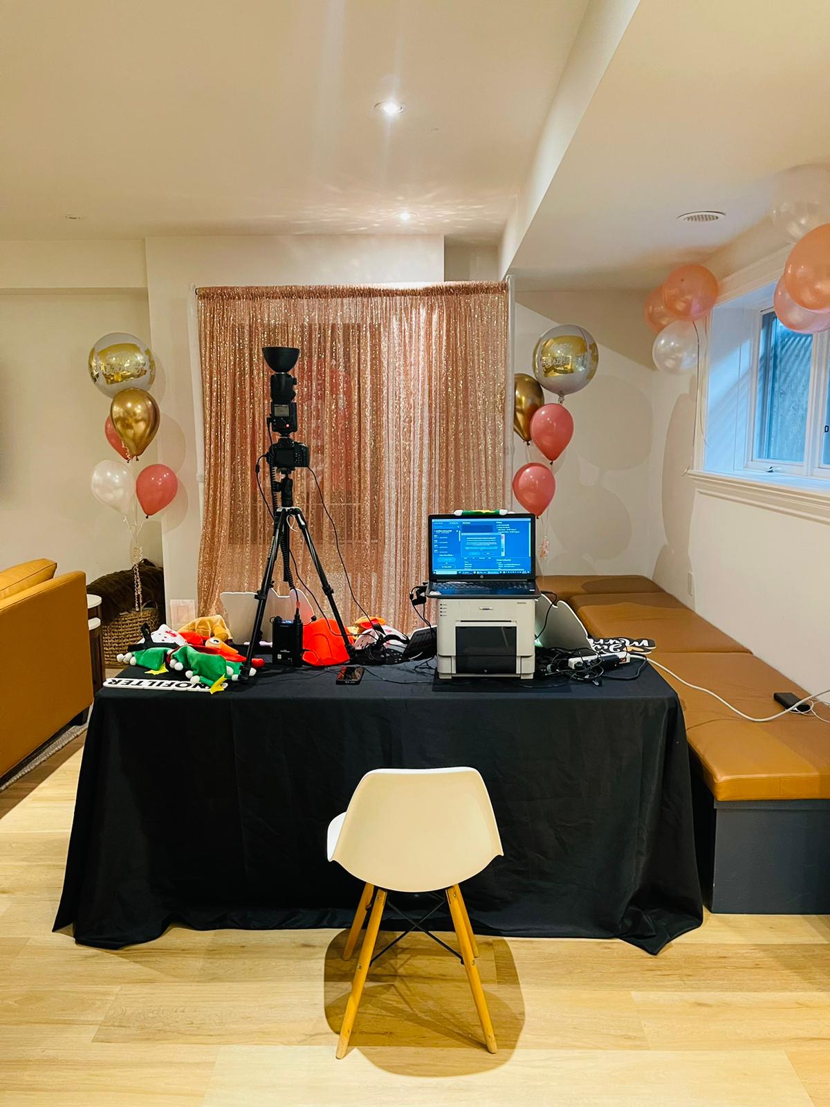 Photo Booth Company in London | Show Booth Canada